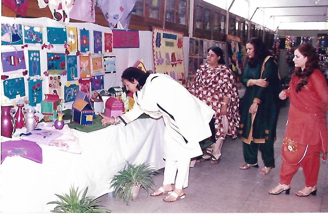 A Pictorial Walk-Through - PECHS Girls' School